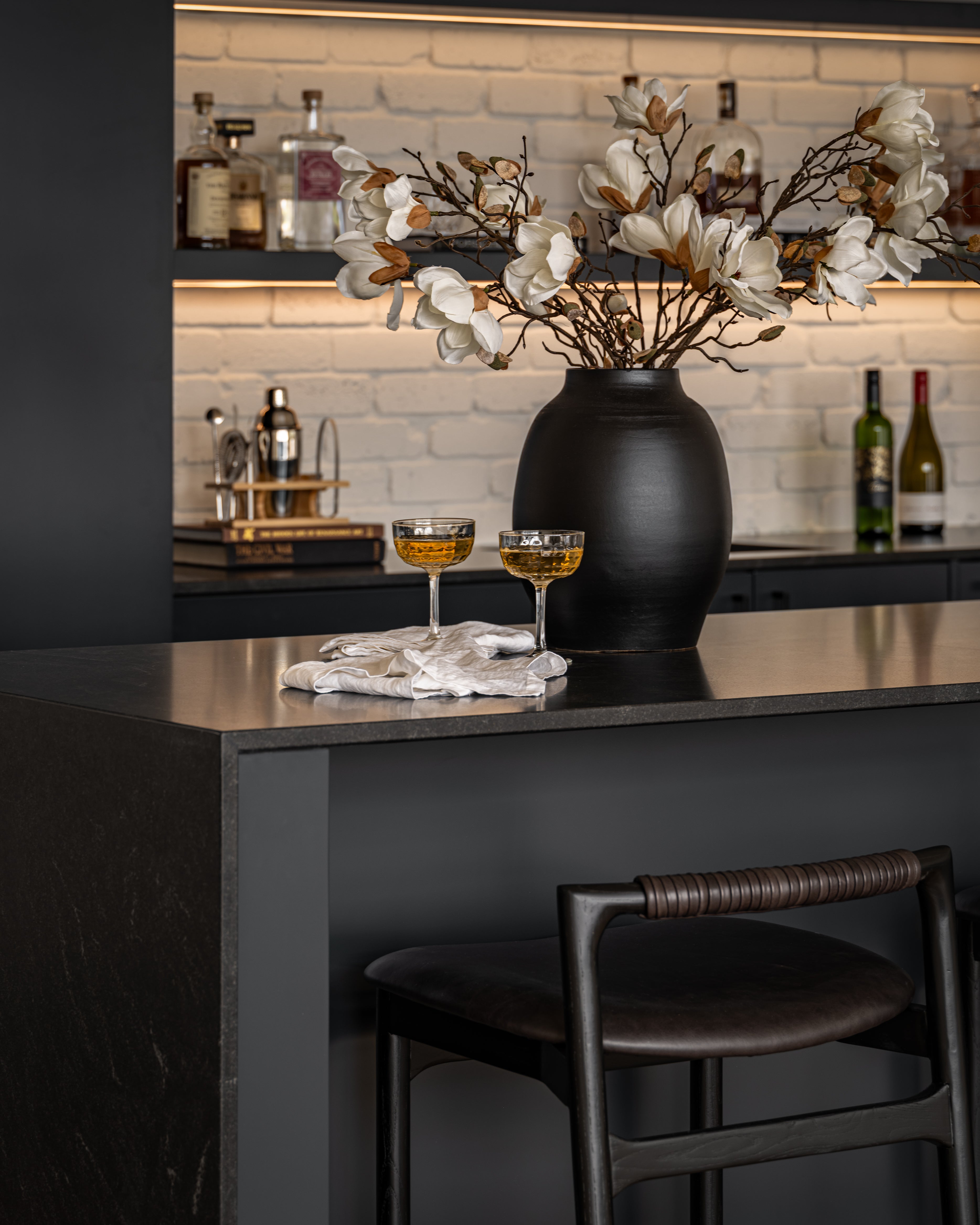 Bar – West of Main